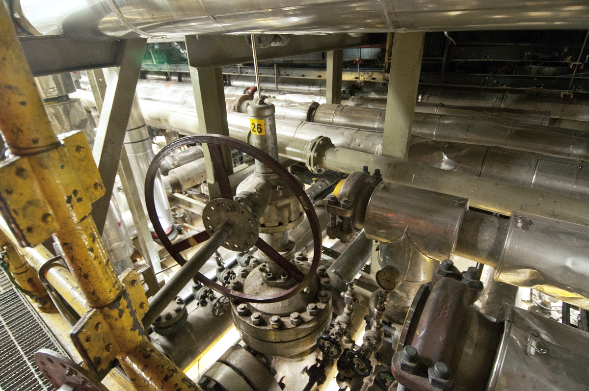 Brønnhode med ventilhjul på Statfjord A. - Norsk Oljemuseum ...