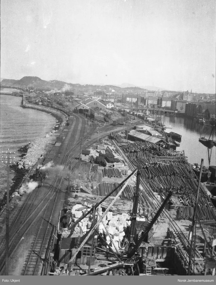 Skansen bru, oversiktsbilde over stasjonsområdet - Norsk Jernbanemuseum ...