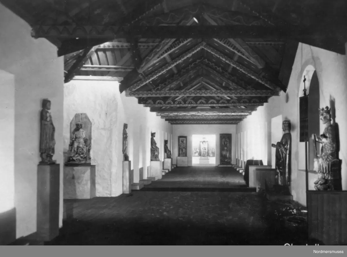 prospektkort ";Olavshallen";. Trondheim? Fra Nordmøre Museums ...