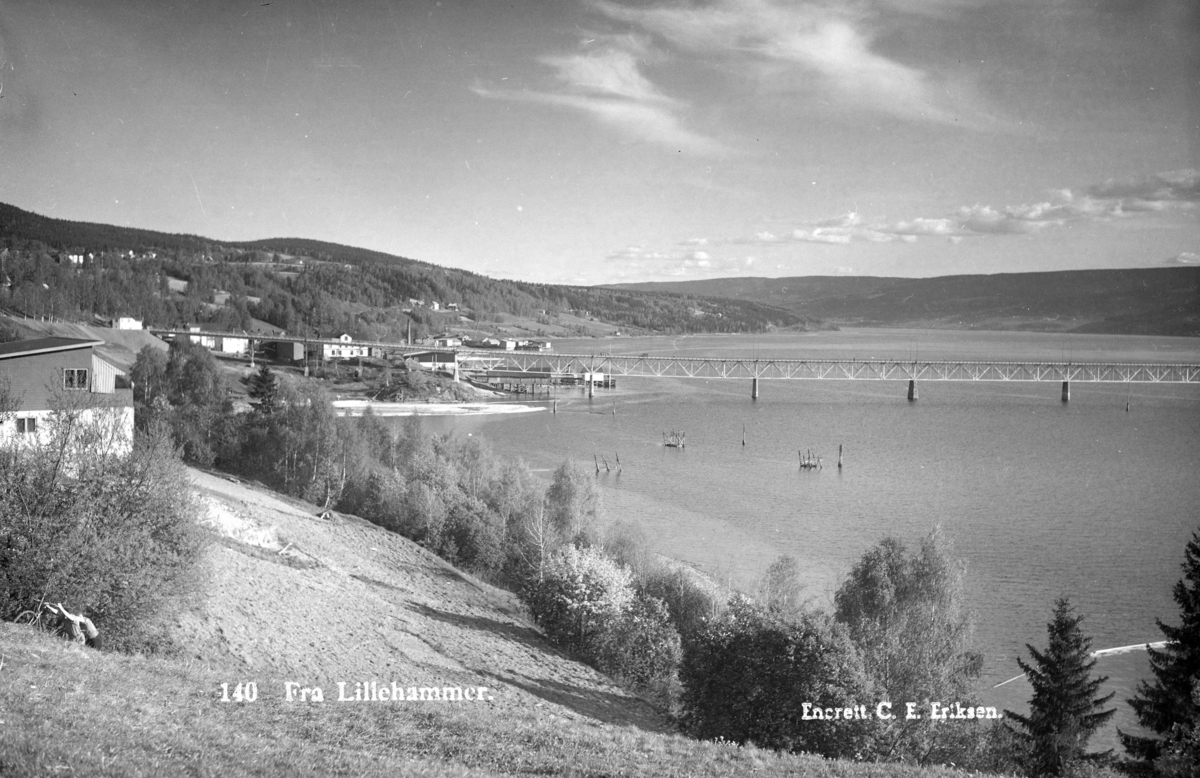 Mjøsa og Vingnesbrua. Lillehammer brygge og Lillehammer dampsag ...
