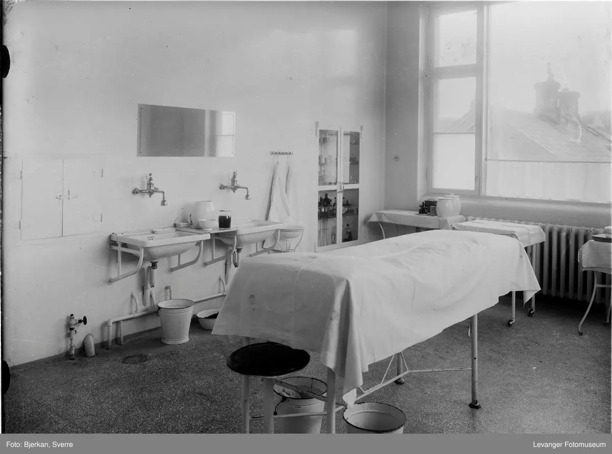 Operasjonstue på Levanger Sykehus, - Levanger Fotomuseum / DigitaltMuseum