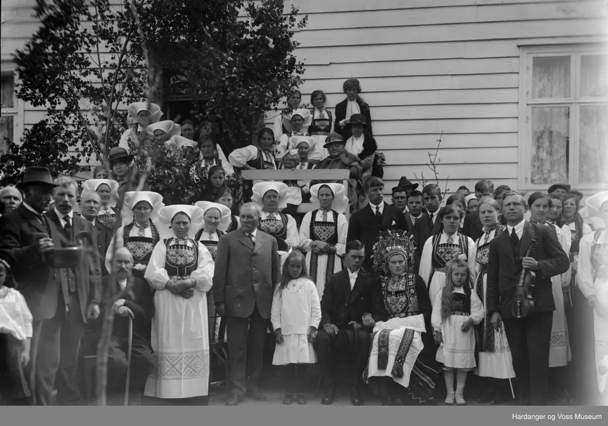 Bryllup, Guro og Lars Fritjof Næsheim - Hardanger og Voss Museum ...