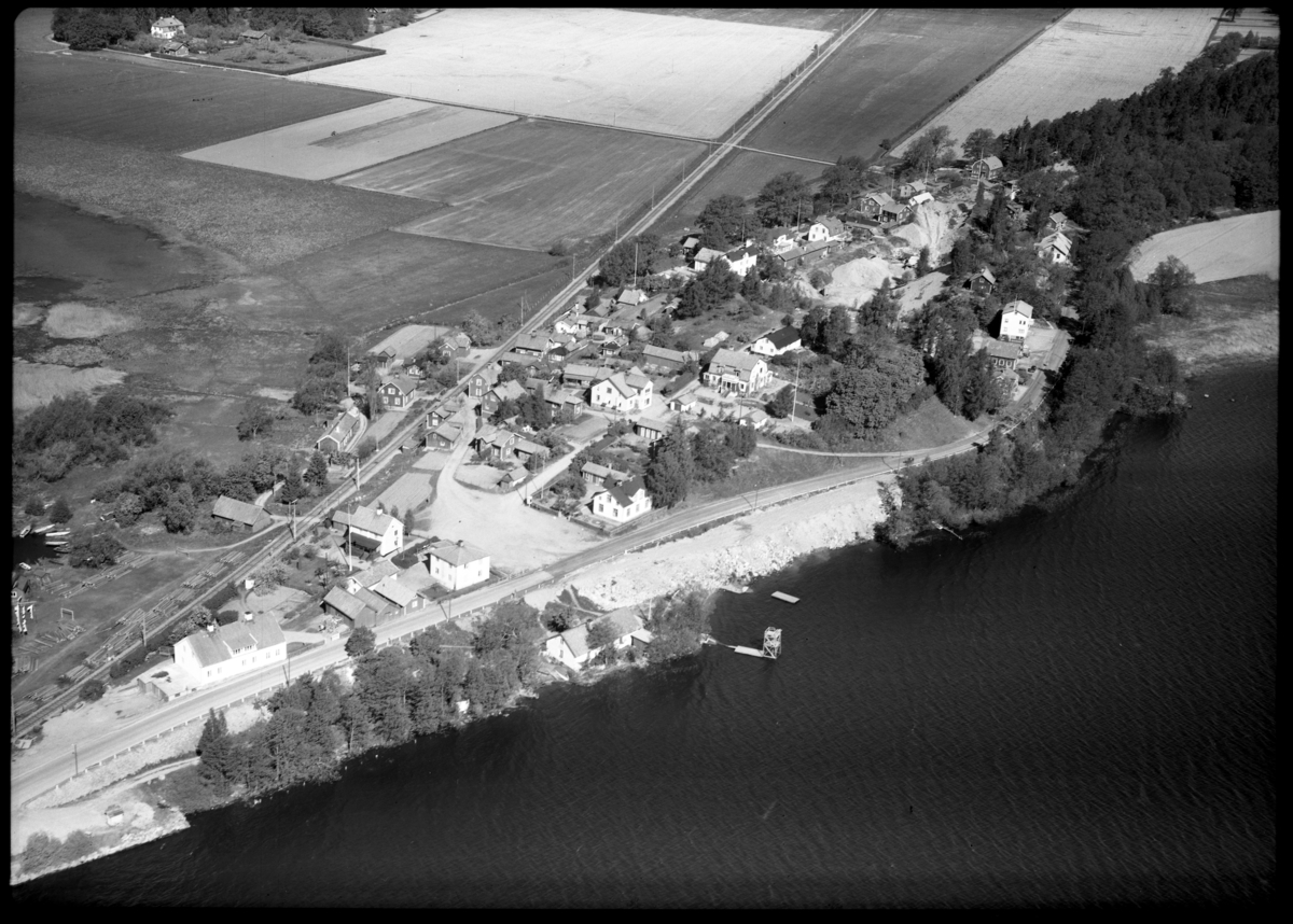 Flygfoto över Borgåsund. - Västmanlands läns museum / DigitaltMuseum