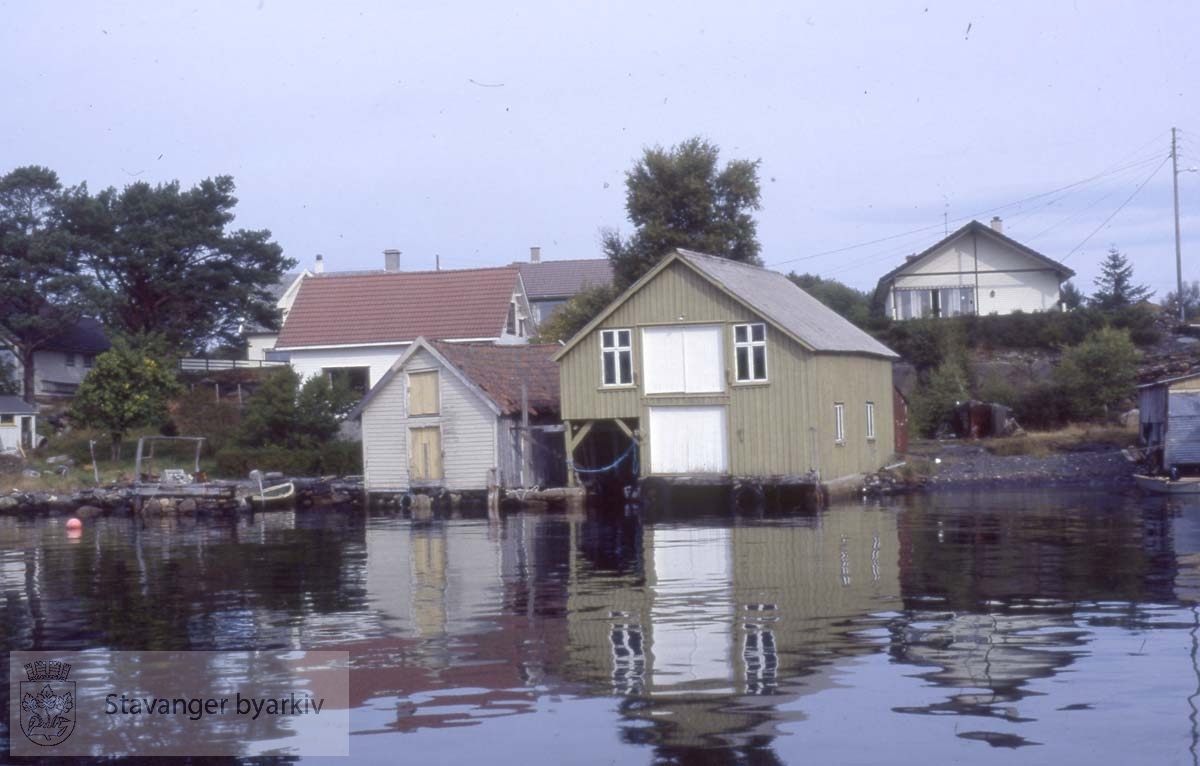 Naust på Roaldsøy - Stavanger byarkiv / DigitaltMuseum