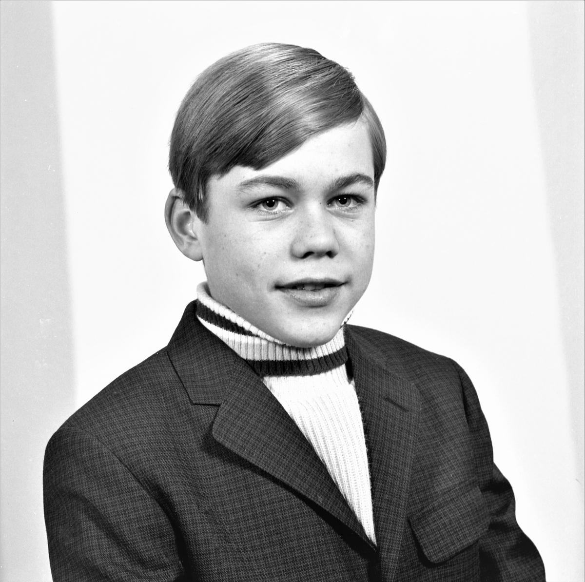 Portrett. Ung mann og voksen mann. Bestilt av Geir Westre. Solvang ...