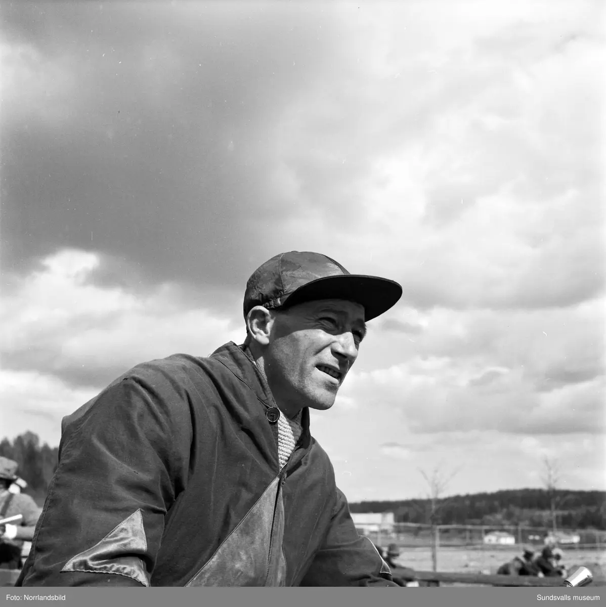 Gunnar Bergkvist, travtränare på Bergsåker. - Sundsvalls museum ...