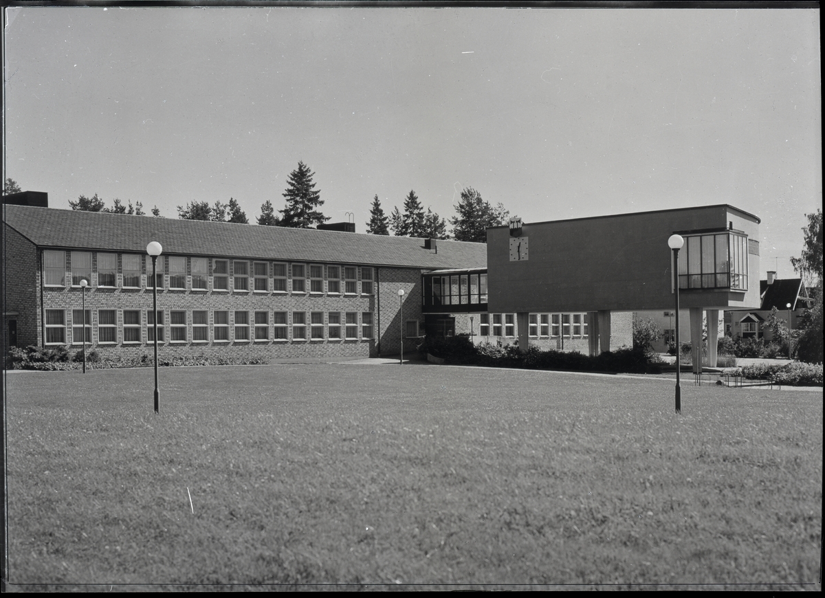 Kommunhuset, Surahammar - Västmanlands läns museum / DigitaltMuseum