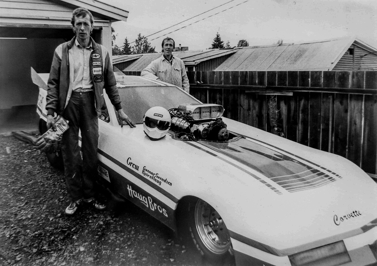Haug Bros., Frank og Kåre Haug, Corvette raserbil. Drev verksted og ...