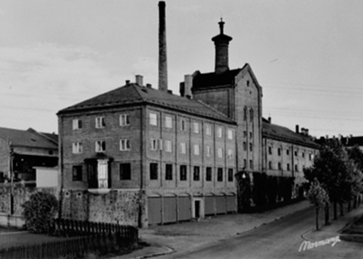 Postkort, Hamar, eksteriør Hamar Bryggeri i Storhamargata, ølbryggeri ...