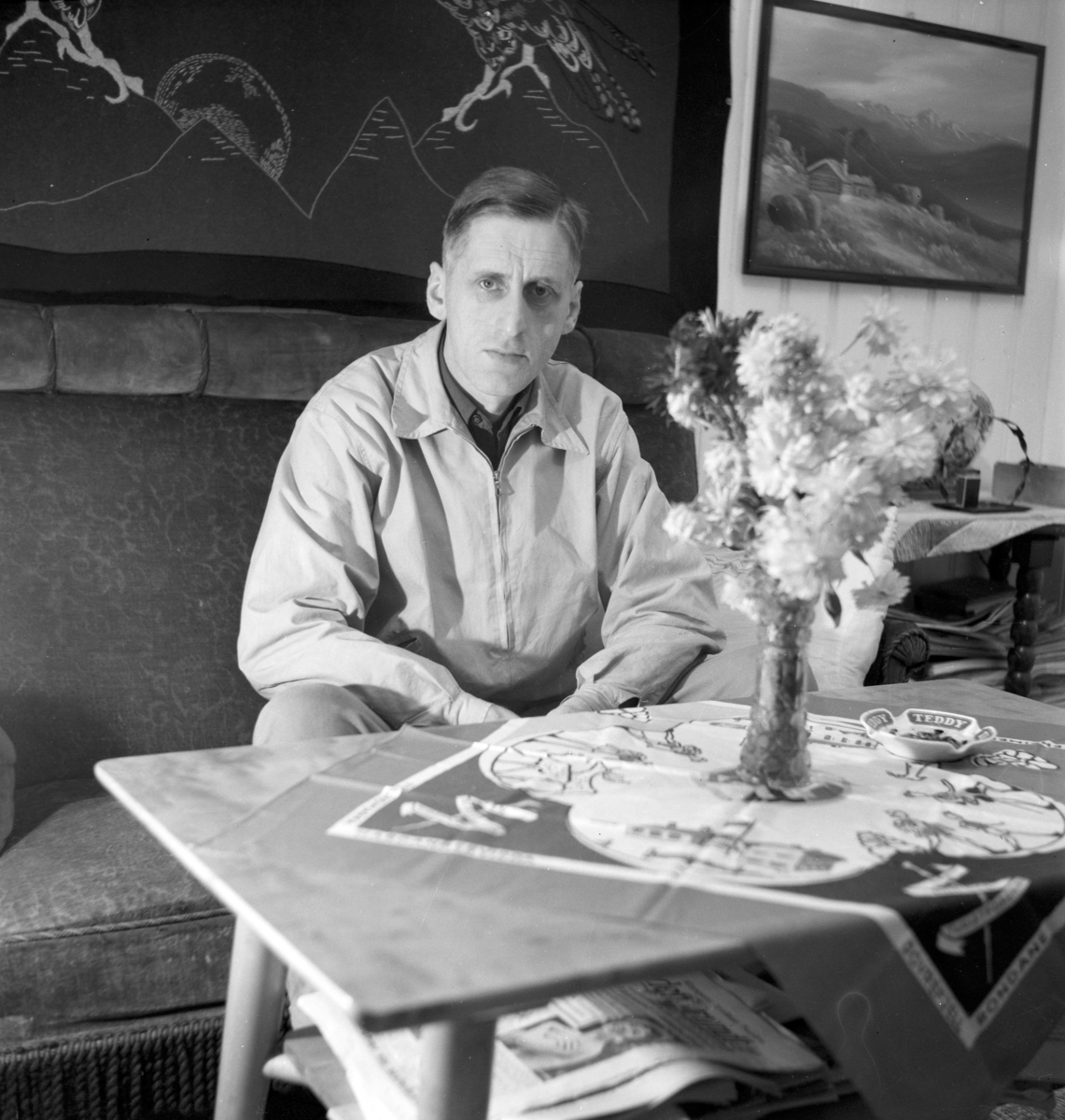 Portrett mann. Sverre Baardseth. Født i 1916. Sønn av Dagny og Simen ...