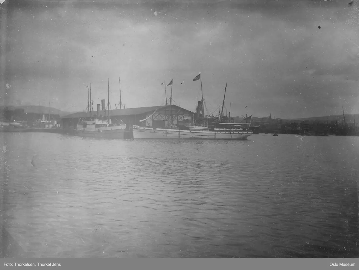 havn, dampskip Skien - Oslo Museum / DigitaltMuseum